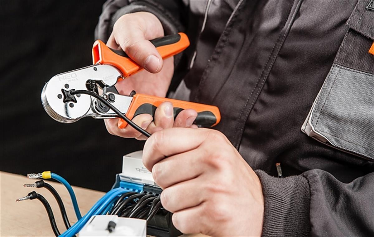 Neo - les outils manuels pour électriciens | rotopino.fr